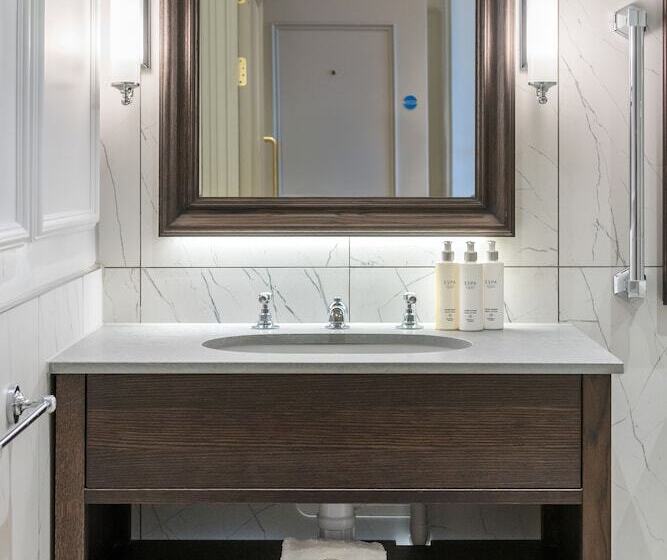 Rìgh Residences   George Street - Edimburgo