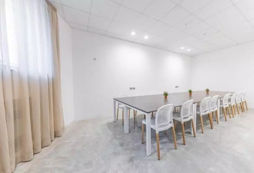 Hôtel Camplus Palermo - Palermo, Italy
