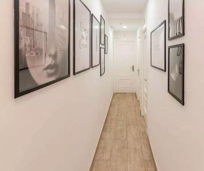 Pension  Urbans B&r - Málaga