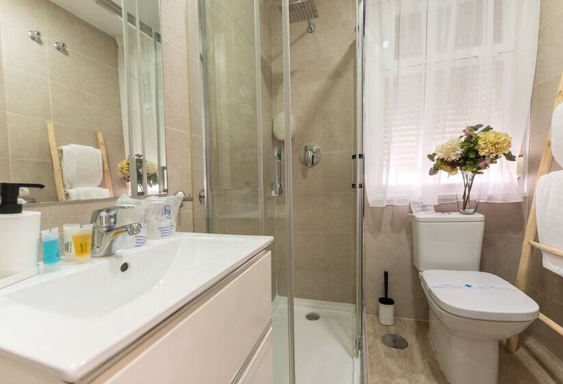 Pension (Hôtel Basse Catégorie) Urbans B&r - Málaga