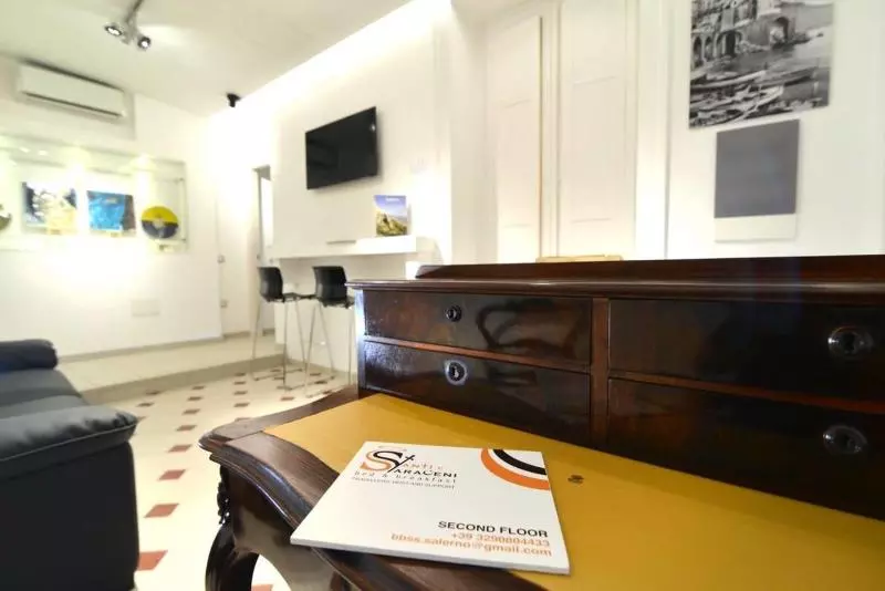 Bed And Breakfast Santi E Saraceni Rooms - Salerno