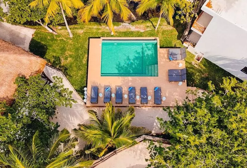 Azulea Bacalar Hotel & Spa   Lagoon Front - Bacalar