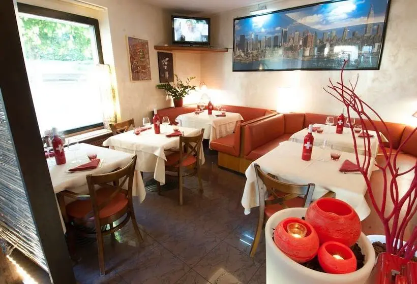 Pension (Hôtel Basse Catégorie) Bahnhof Haus - Como