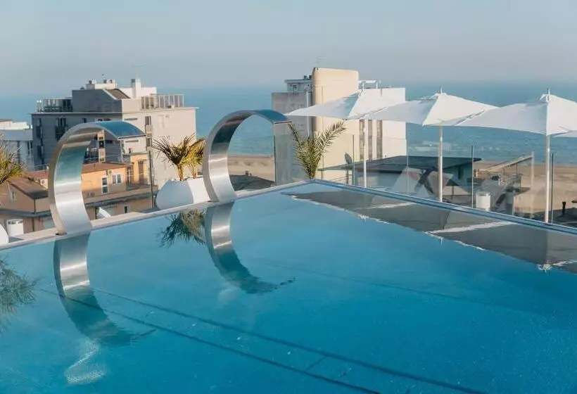 Hôtel J44 Lifestyle - Lido de Jesolo