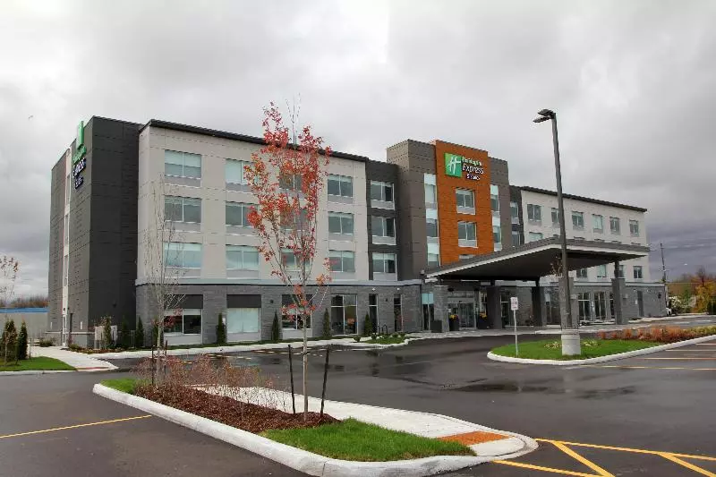 Hôtel Holiday Inn Express & Suites Collingwood - Collingwood