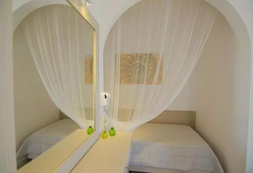 Hôtel Brothers - Ios