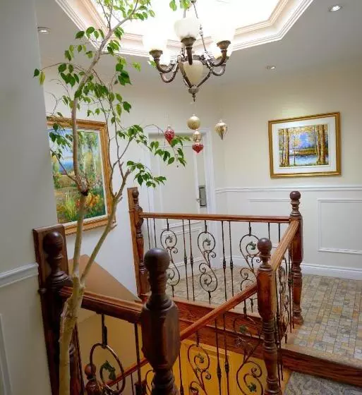 Hôtel Parc Suites - Island of Montreal