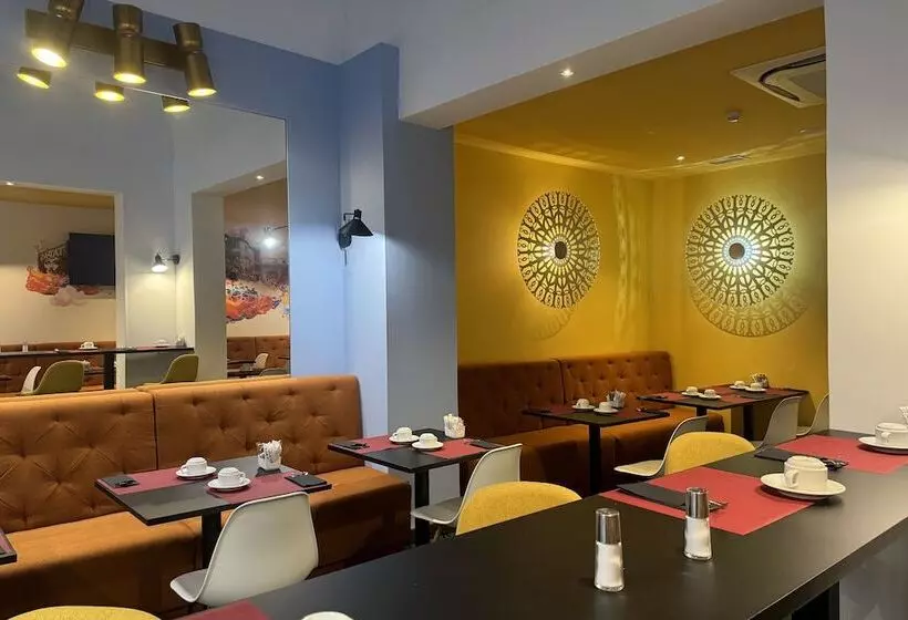 Hotel Casual Ilbira Granada - Granada