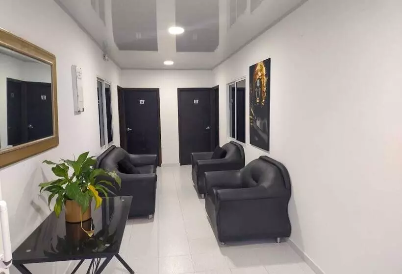 Pensión Galyrod House - San Andrés