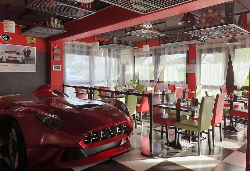 Enzo Hotels Cannes éCluse By Kyriad Direct - Seine-et-Marne