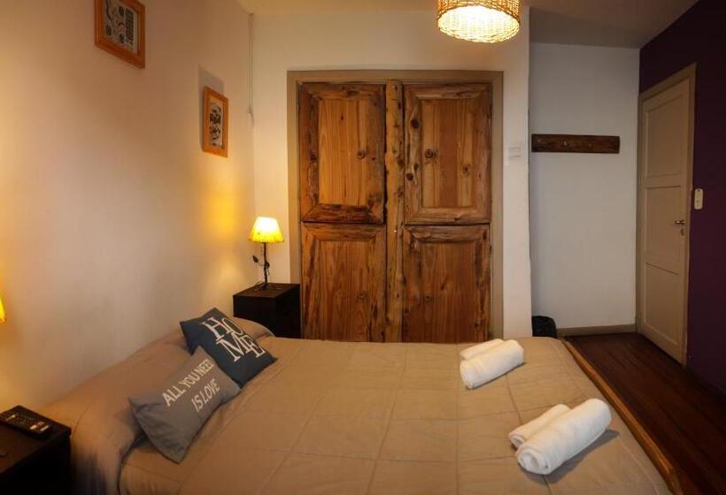 Hopa Home Patagonia Hostel & Bar - San Carlos de Bariloche
