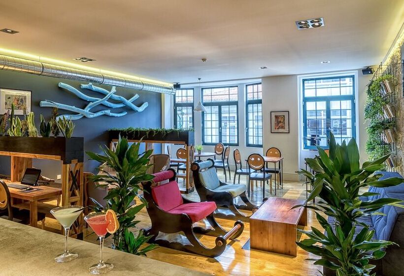 Nice Way Porto Hostel - ポルトガル ポルト