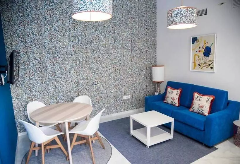 Hotel Smartr Sevilla Las Dueñas - Sevilla, España