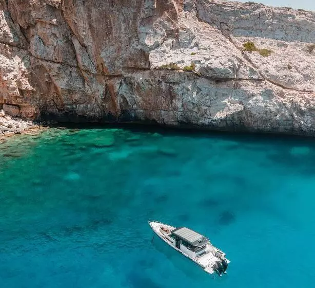 Hôtel Hide Out Suites - Ios