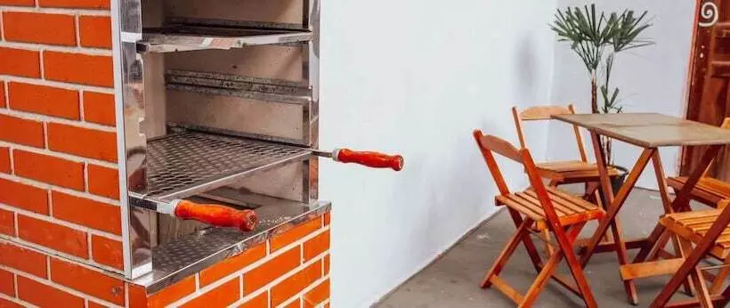 Pension (Hôtel Basse Catégorie) Pousada Chale Suisso - Ilhabela