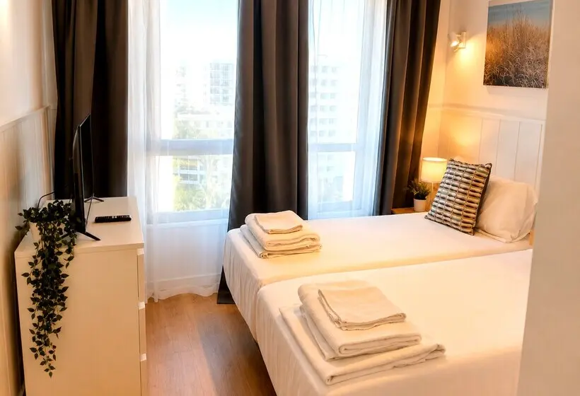 Hôtel Apartamento Aloha Puerto Planta 6 - Benalmádena