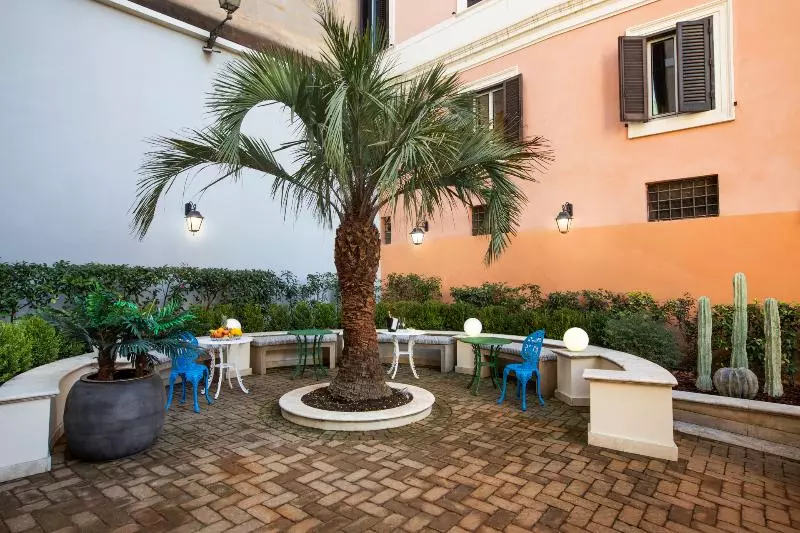 Pension  Palm Suite   Small Luxury Hotels Of The World - Rome