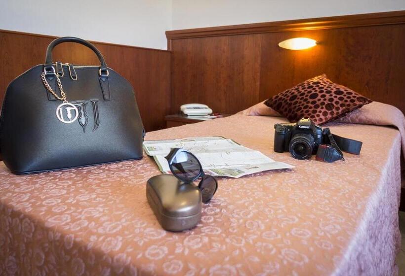 Hôtel Grifone - Perugia