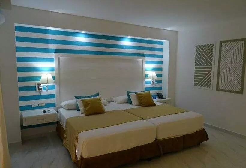 Resort Roc Arenas Doradas - Varadero