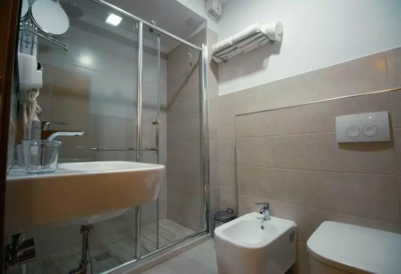 Hotel Albanopolis - Tirana