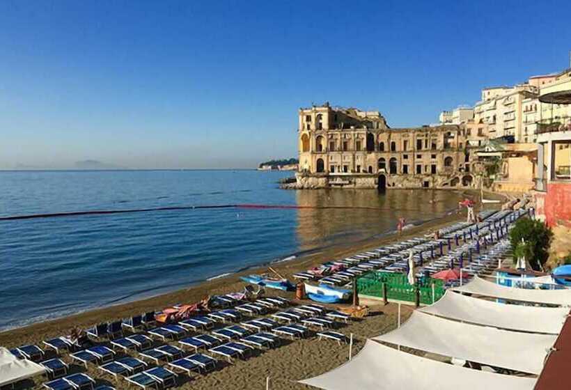 Bed And Breakfast Suitenapolibeb - Naples, Italie