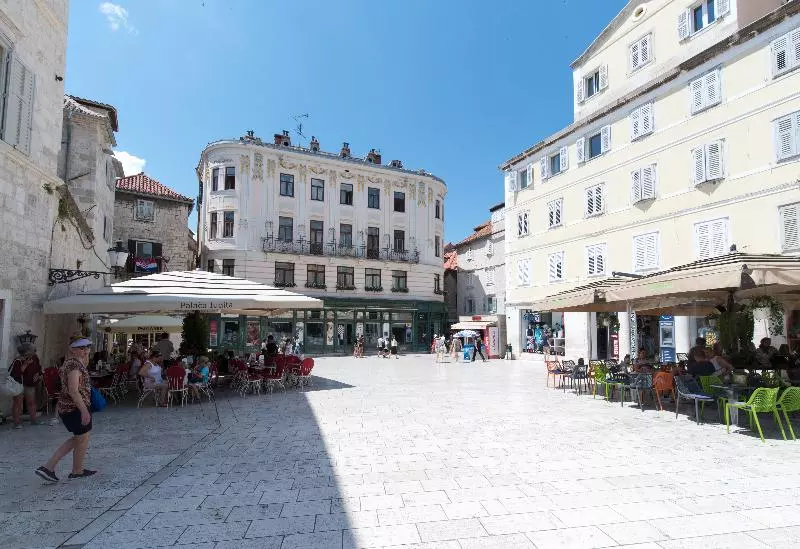 Hotel Central Square Heritage - Split