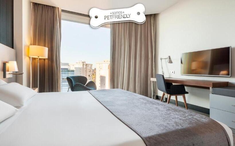 Hotel Ilunion Atrium - Madrid