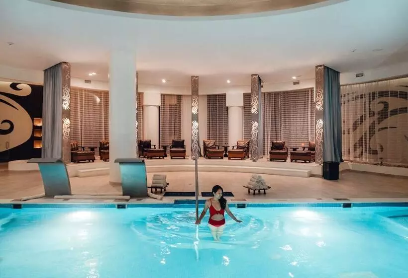 Hard Rock Hotel & Casino Punta Cana All Inclusive - Punta Cana