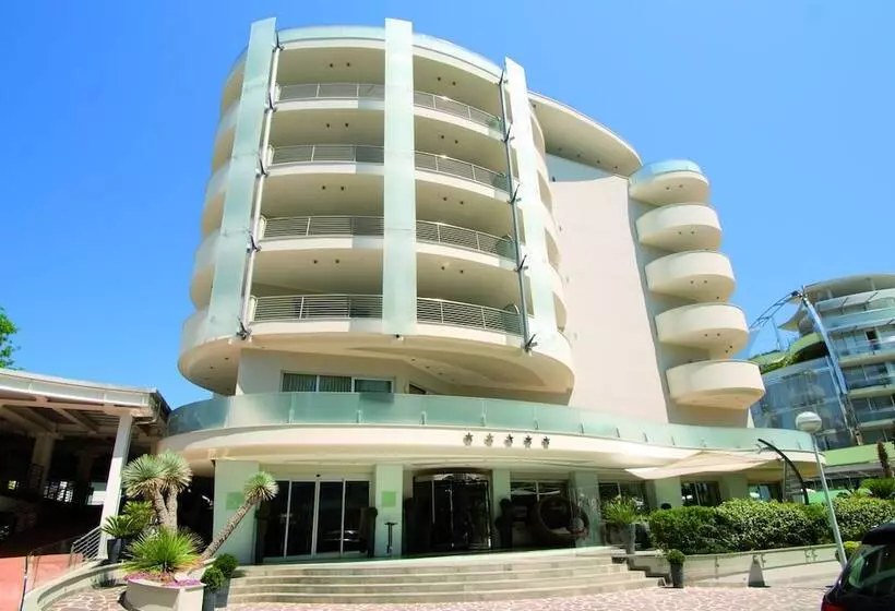 Hôtel Premier & Suites Premier Resort - Милано Мариттима