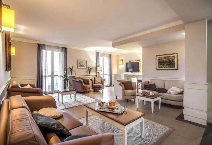 Hôtel Villa Giorgia Albergo In Collina - 피스토야