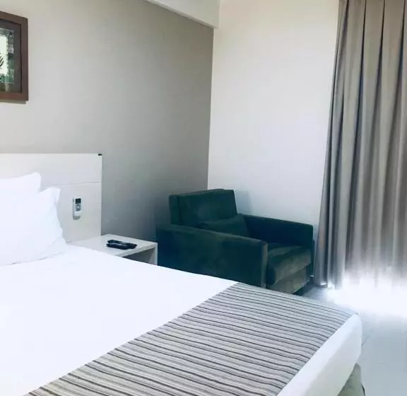 Hotel Oitis - Goiânia