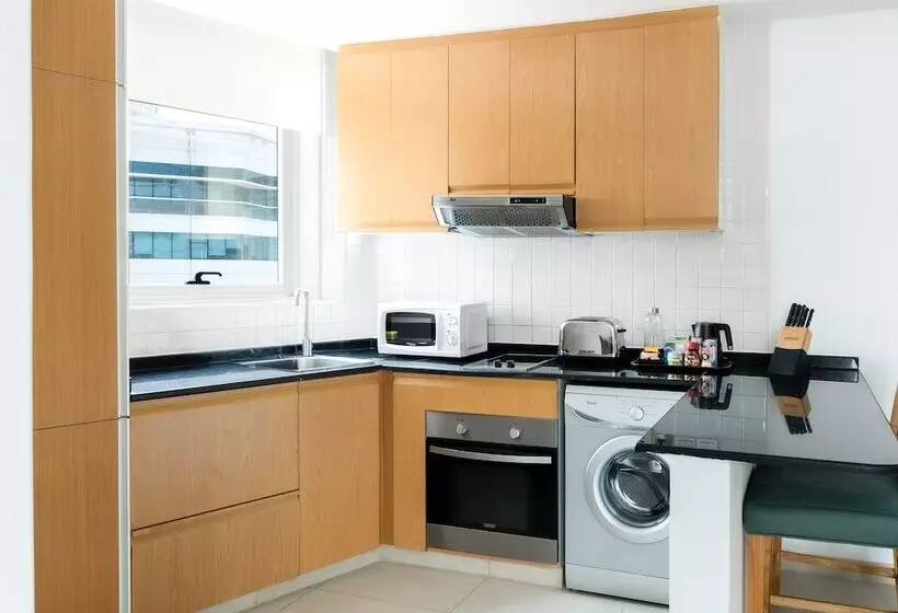 Grand Heights Dubai Hotel Apartments - Dubai