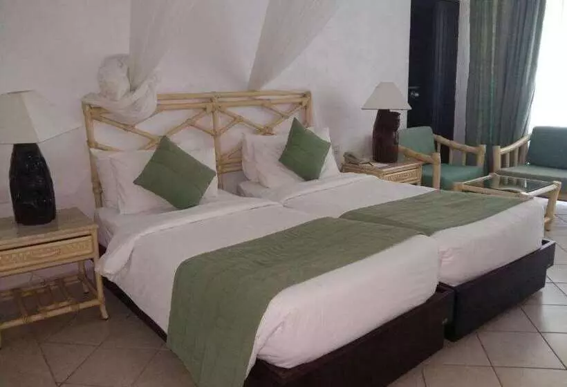 Diani Reef Beach Resort & Spa - Diani Beach