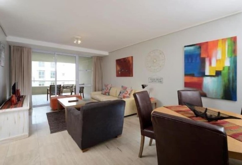 Lagoon Beach Hotel & Spa - Cape Town