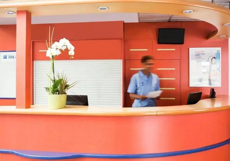 Hôtel Ibis Budget Paris Porte De Montreuil - Montreuil, France