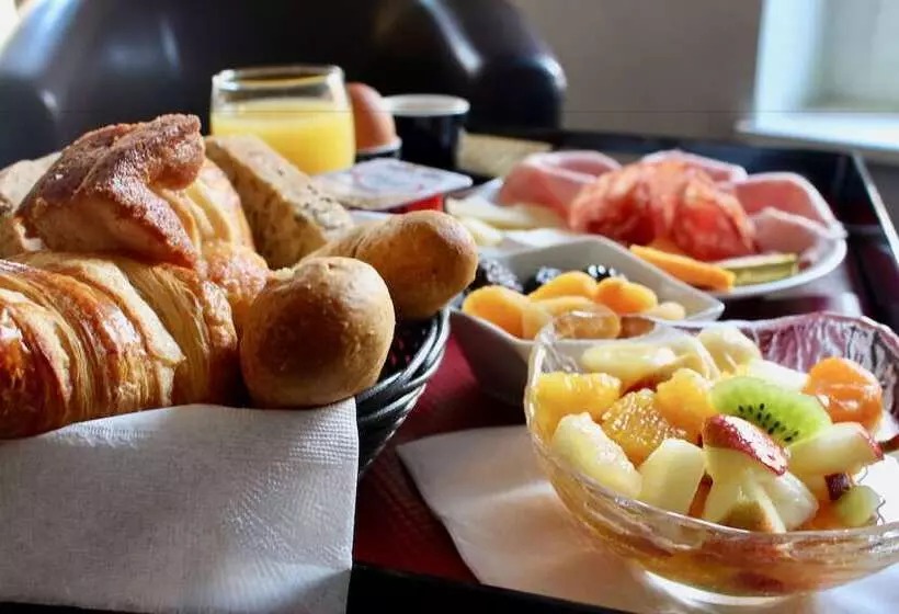 Hotel Hôtel Le Charleston - Le Mans