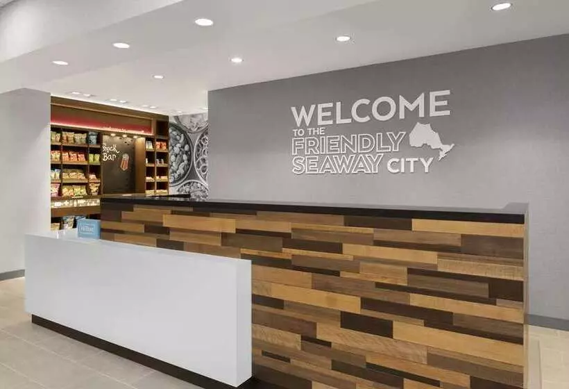 Hôtel Hampton Inn By Hilton Cornwall - Cornwall, ON, Canada