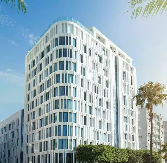 Nyx Hotel Limassol By Leonardo Hotels - レメソス