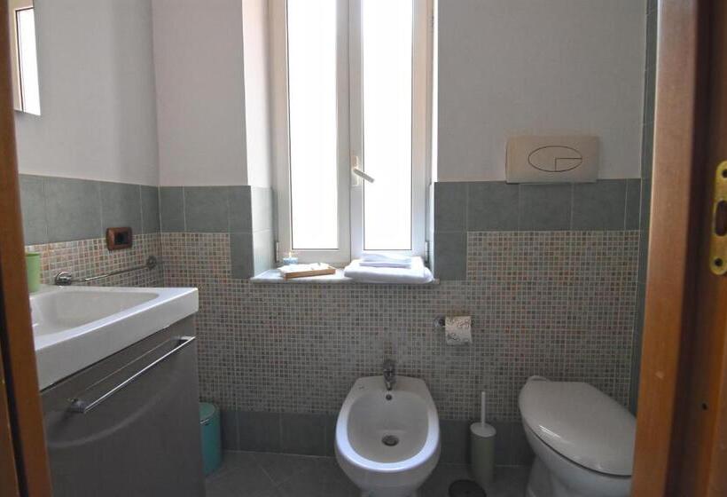 Pension (Hôtel Basse Catégorie) Napoli Cityscape - Naples