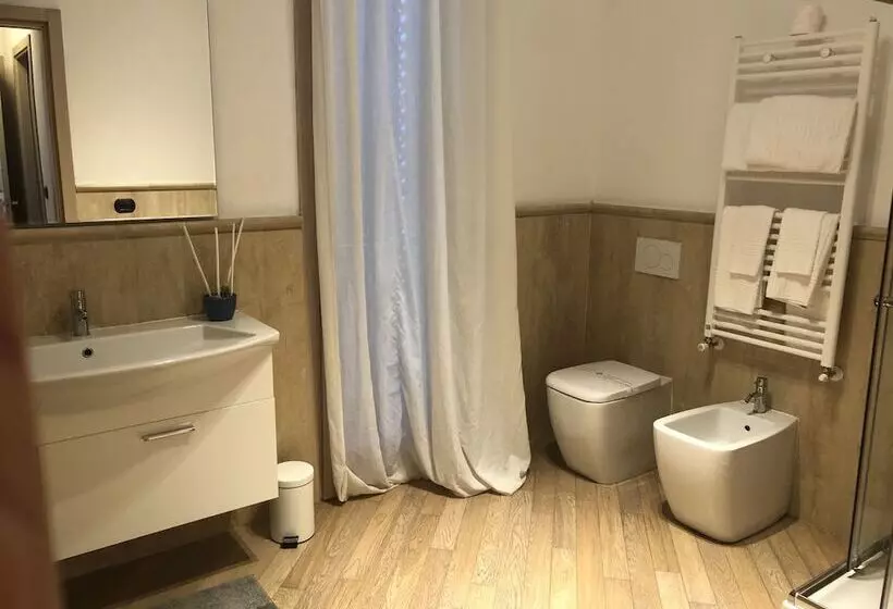 Hotel Blue Shades - Pisa