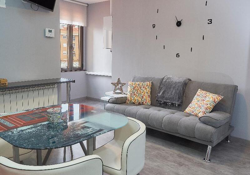 Hôtel Entrevias - Lodging And Apartments Leon - León