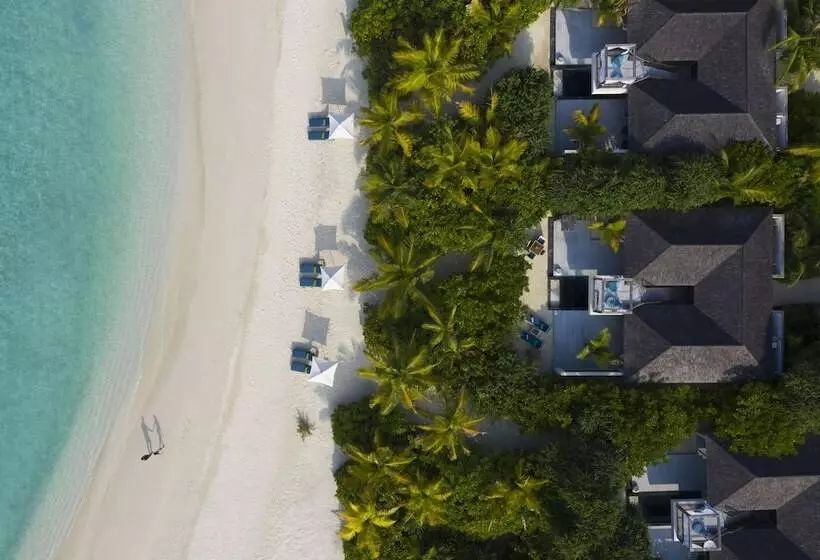 Hôtel Kuredhivaru Resort & Spa Maldives - Maldives